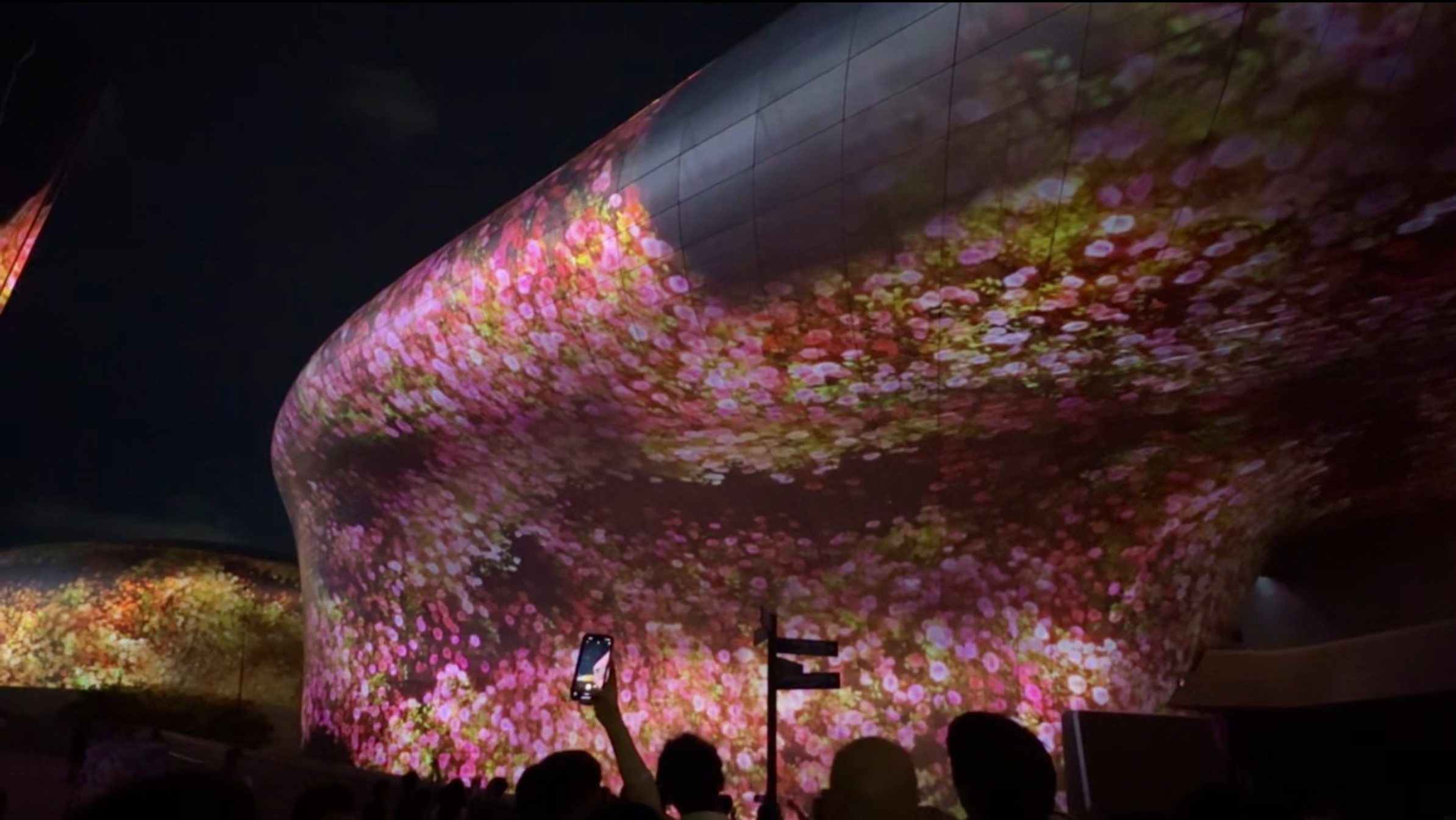 ‘기네스북’ 오른 ‘서울라이트 DDP’ ··· 세계 최대 빛의 예술, 9월 7일까지 무료 관람