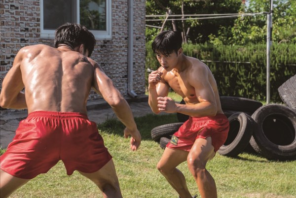 K-권선징악의 카타르시스 ‘사냥개들’ [OTT PICK 5]