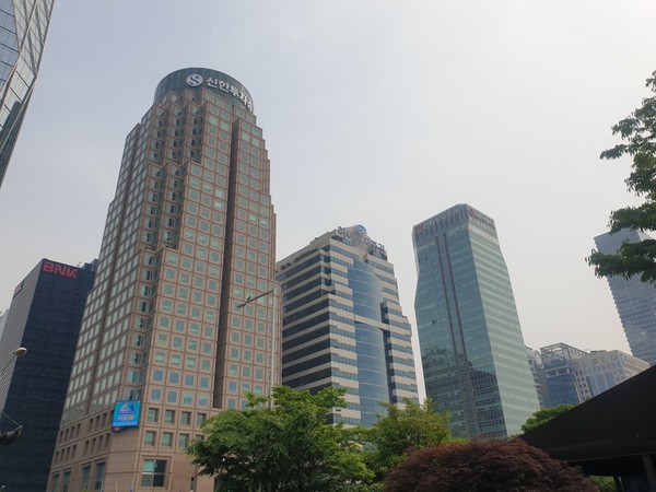 "일단 종투사 진입부터"...중형 증권사, 몸집 불리기에 질적 성장은 '의문'