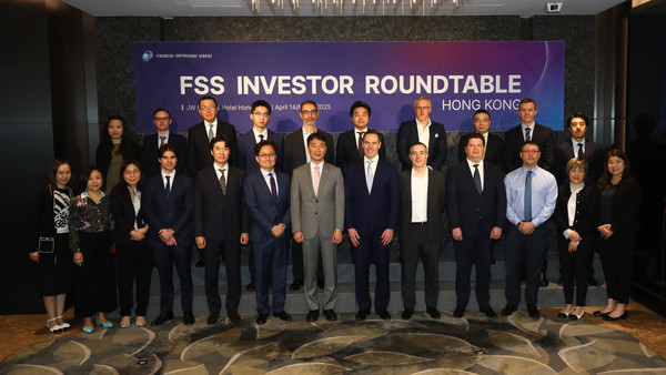 이복현, 글로벌 IB에 “공매도 전면 재개, 韓 경제 자신감 바탕”