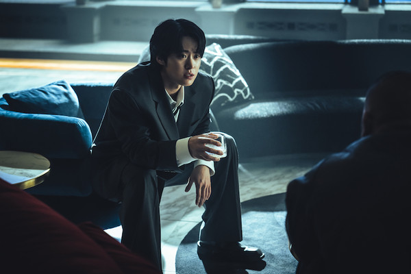 “누구든지 일을 저질렀으면 대가를 치러야 해” … 소지섭 주연 7부작 ‘광장’ [OTT PICK]