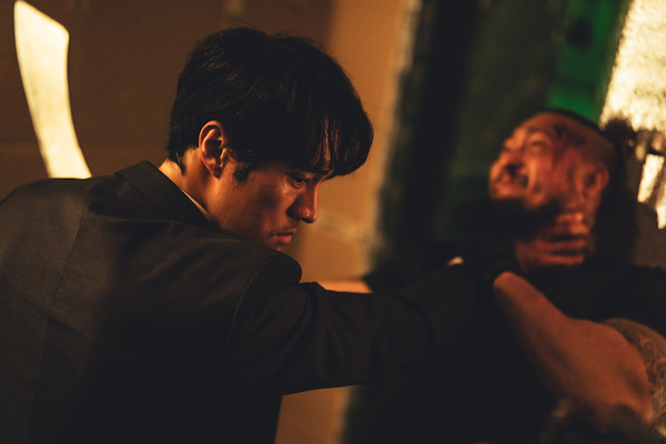 “누구든지 일을 저질렀으면 대가를 치러야 해” … 소지섭 주연 7부작 ‘광장’ [OTT PICK]