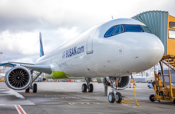 상반기 회계장부 들여다보니… 승객들 LCC 덜 탔다